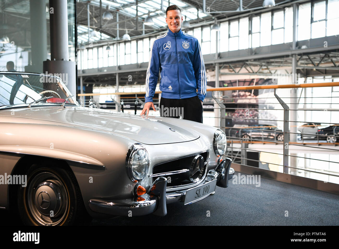 Picture mercedes benz 190 hi-res stock photography and images - Alamy