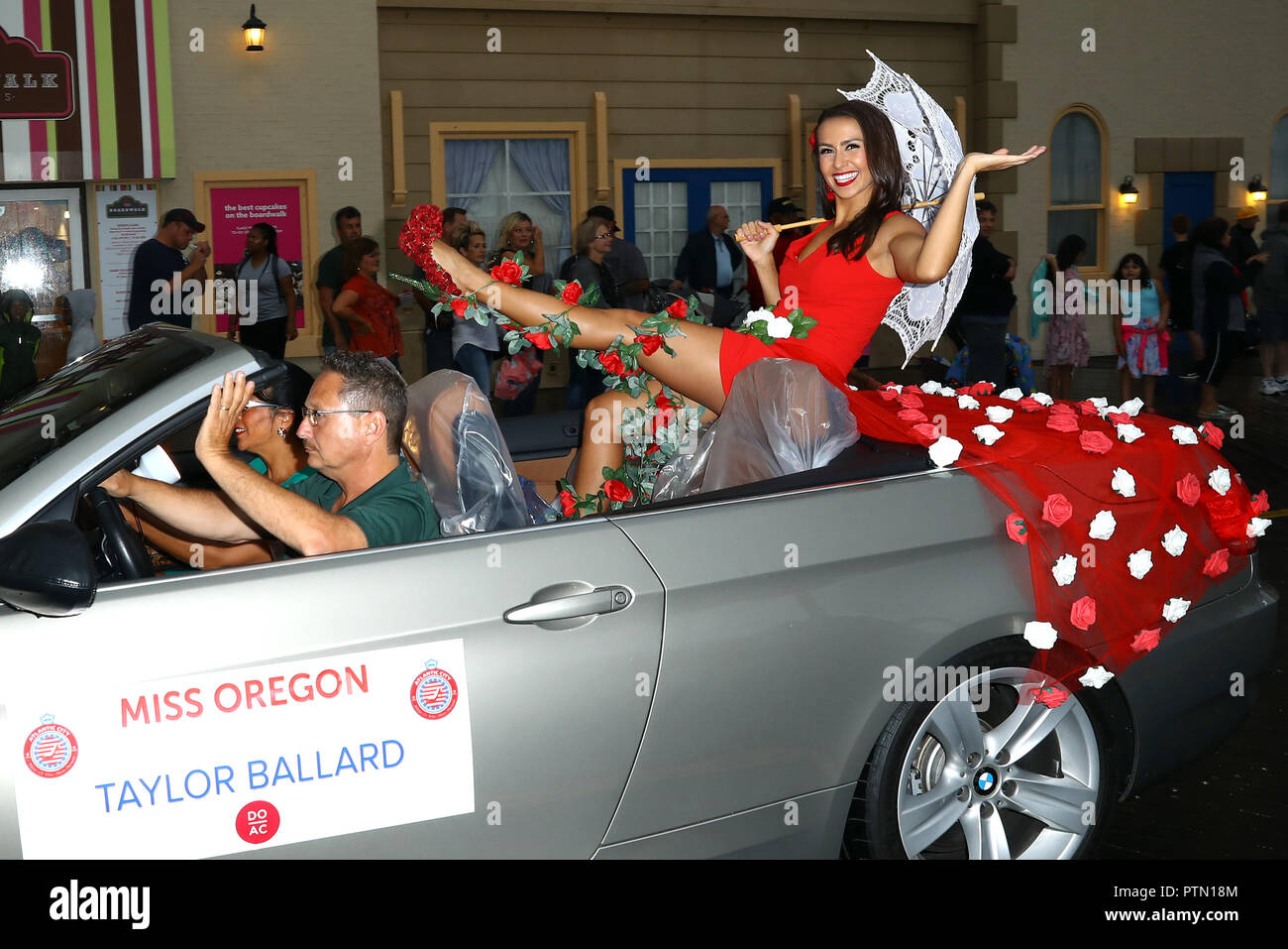 Miss oregon taylor lee ballard hi-res stock photography and images - Alamy