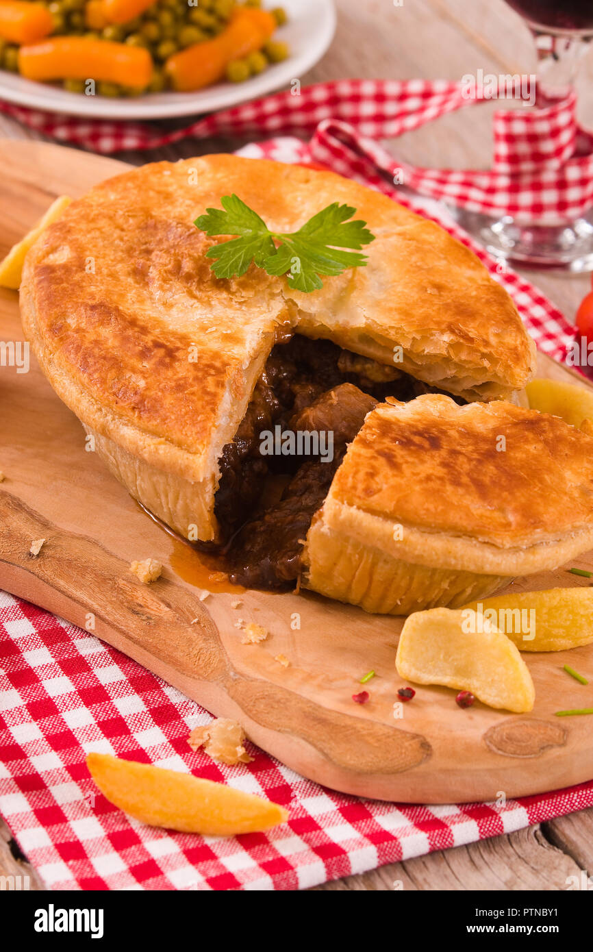 Steak beef pie chips fries hi-res stock photography and images - Alamy