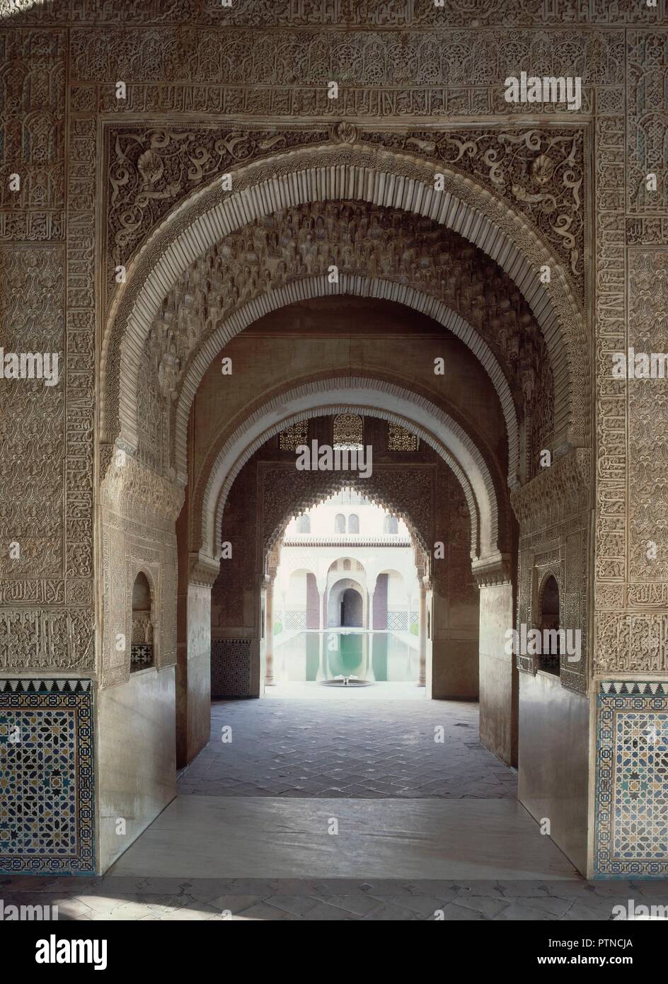 PATIO ARRAYANES - VISTA. Location: ALHAMBRA-PATIO DE ARRAYANES. GRANADA ...