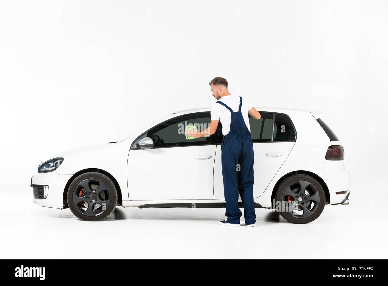 Worker cleaning windows Cut Out Stock Images & Pictures - Alamy