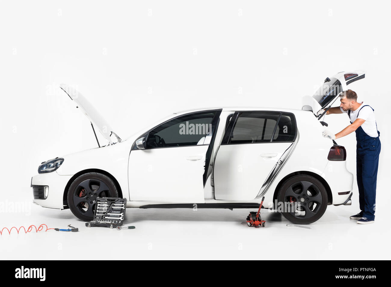Open car trunk hi-res stock photography and images - Alamy