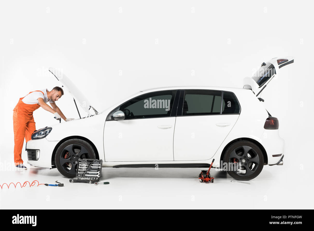 Repairing broken hi-res stock photography and images - Alamy