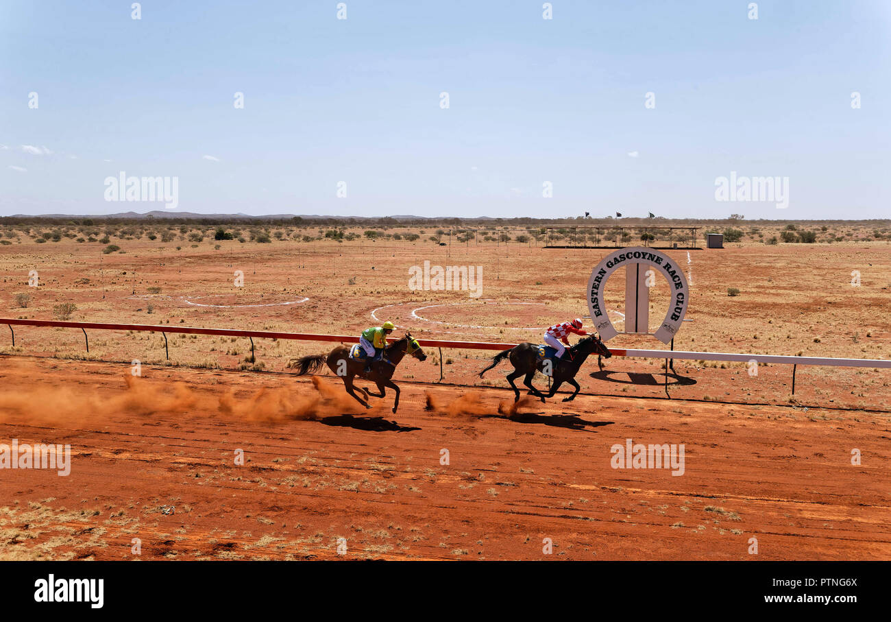 Perth racecourse hi-res stock photography and images - Alamy