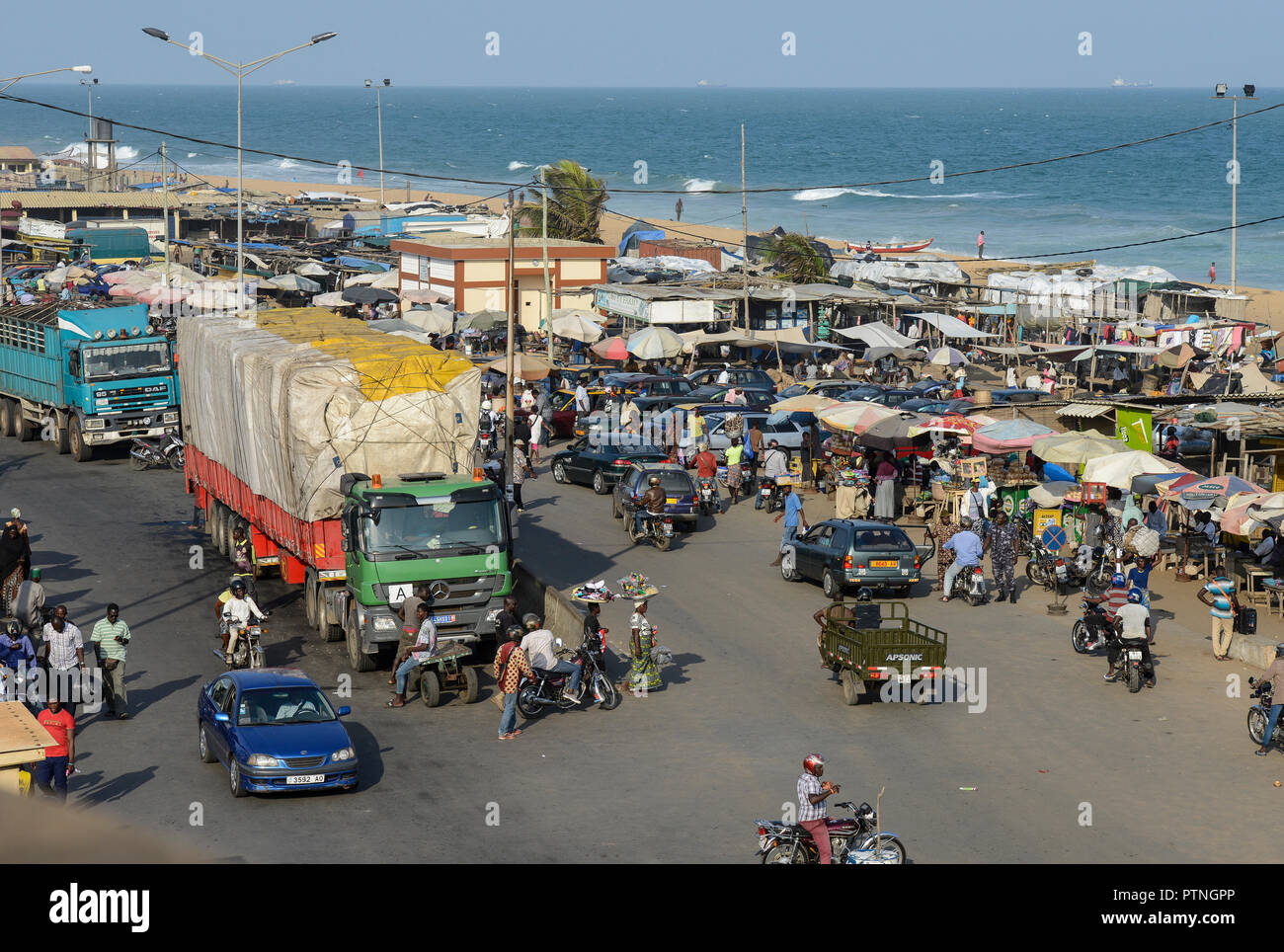 TOGO, Lome, Boulevard du Mono, frontier station to Ghana, truck ...