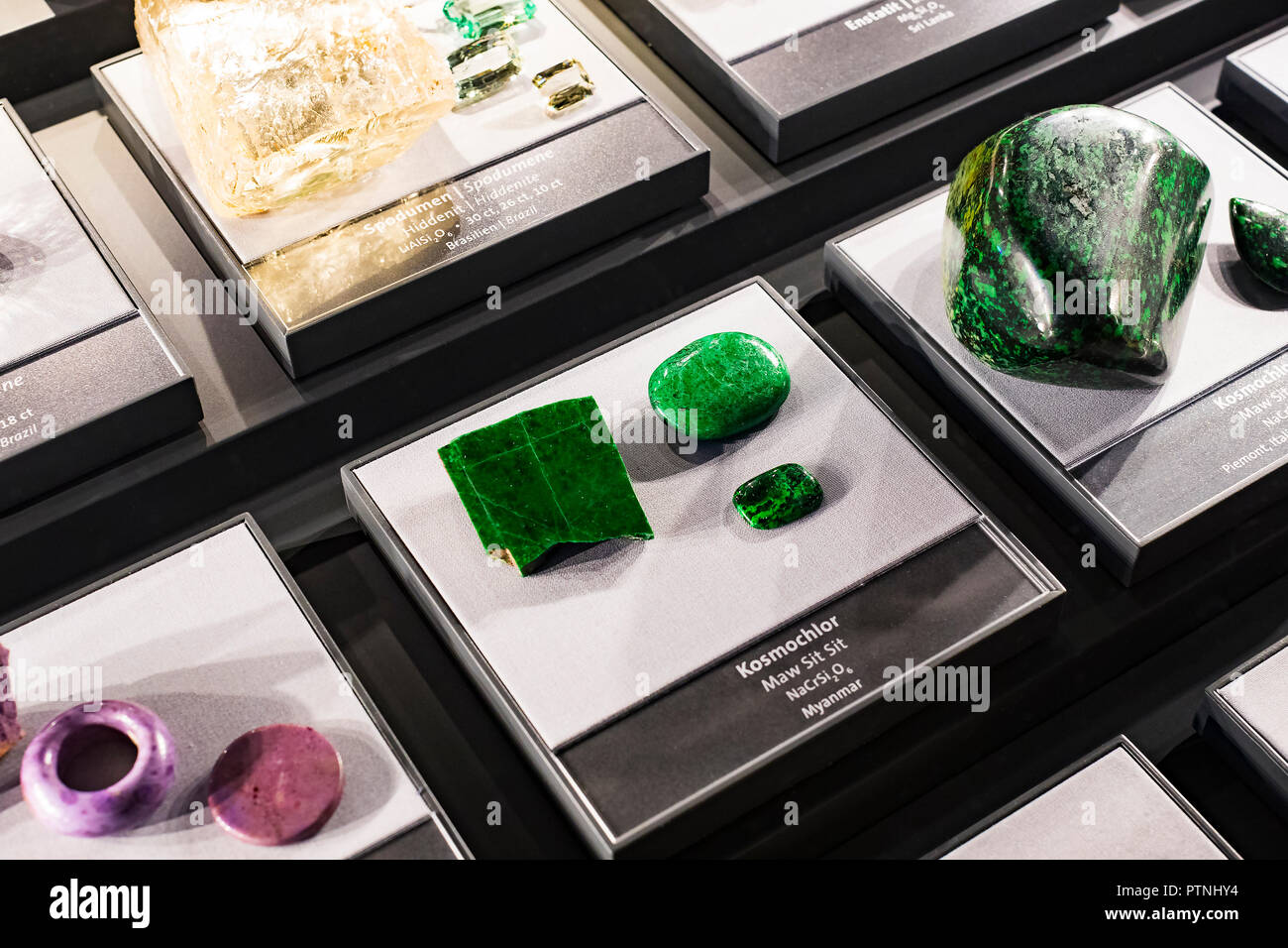 3 SEPTEMBER 2018, VIENNA, AUSTRIA: Exposition of precious and ...