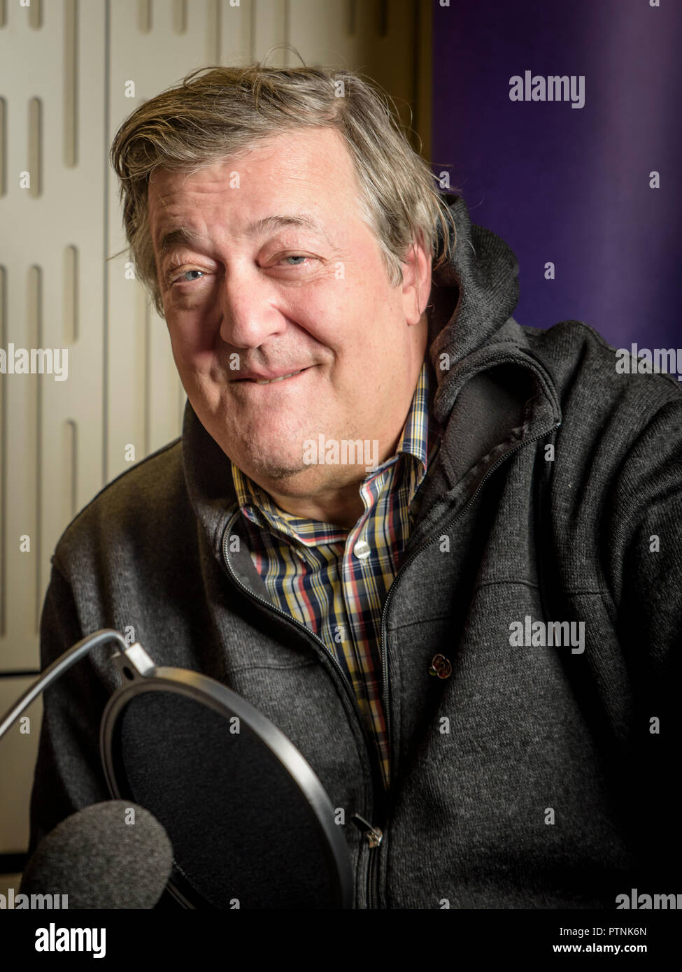 Stephen fry portrait hi-res stock photography and images - Alamy