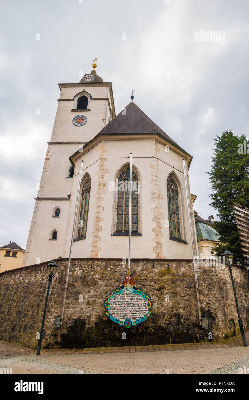 St.Wolfgang pilgrimage church in austrian alpine town Wolfgangsee ...