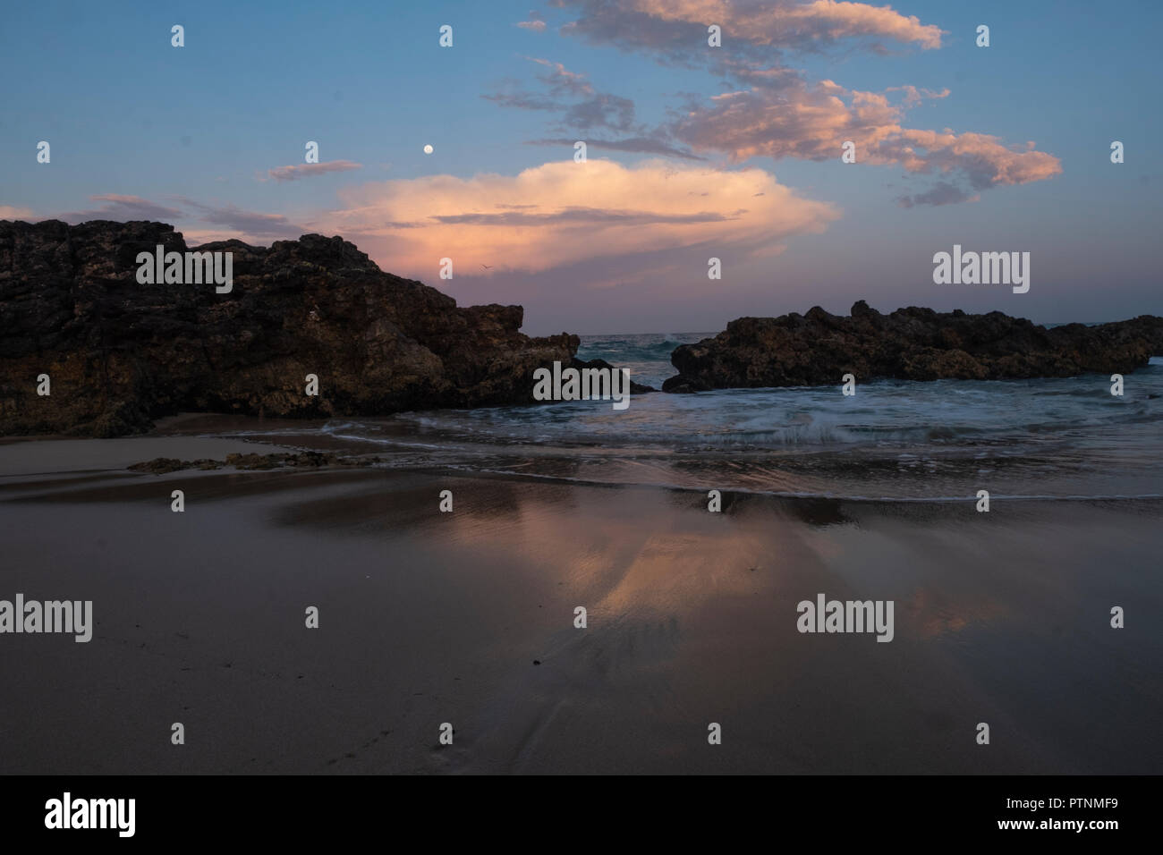 Sunset on Pollock Beach, Port Elizabeth, South Africa Stock Photo - Alamy
