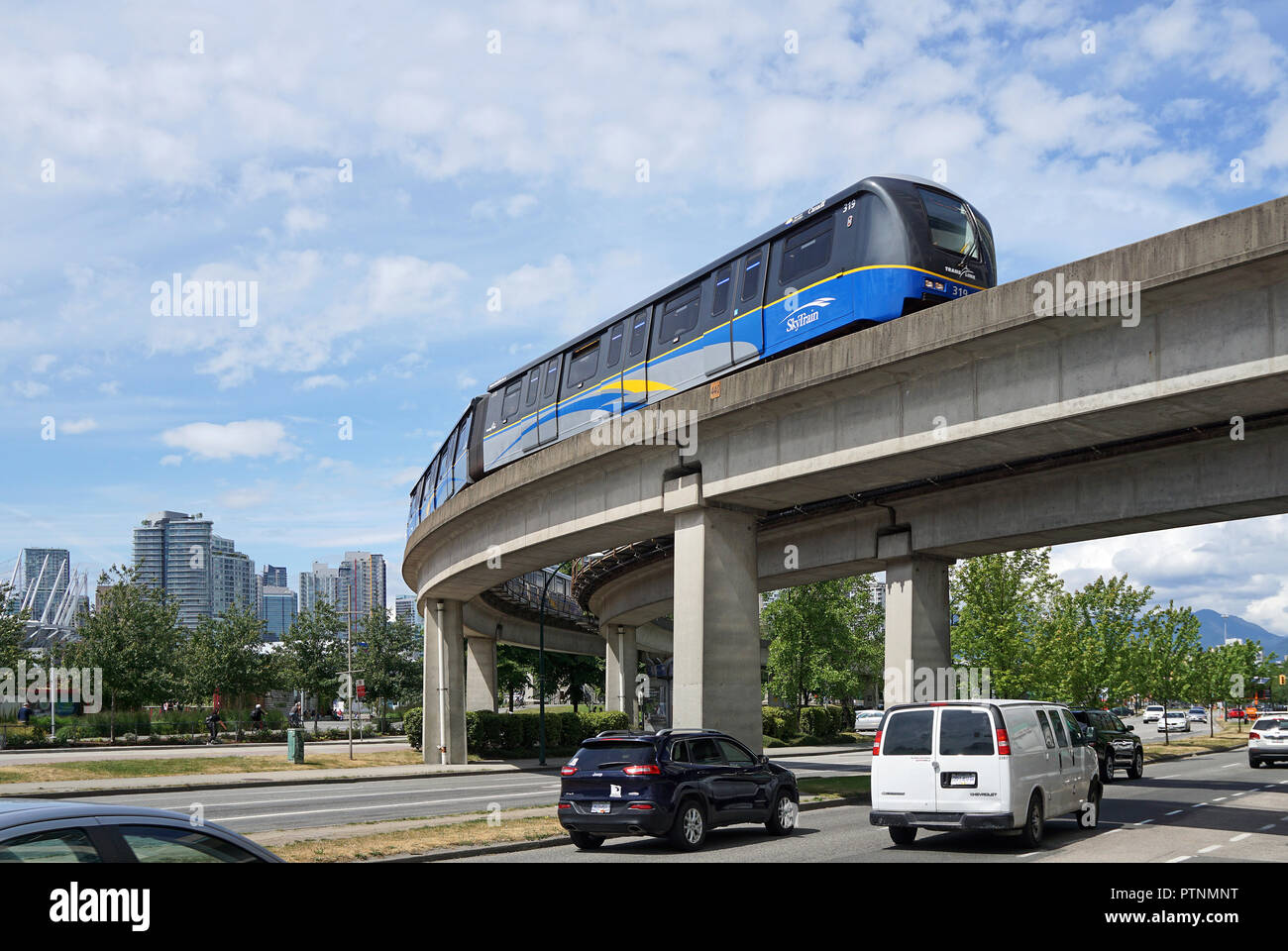 Main street skytrain station hi-res stock photography and images - Alamy