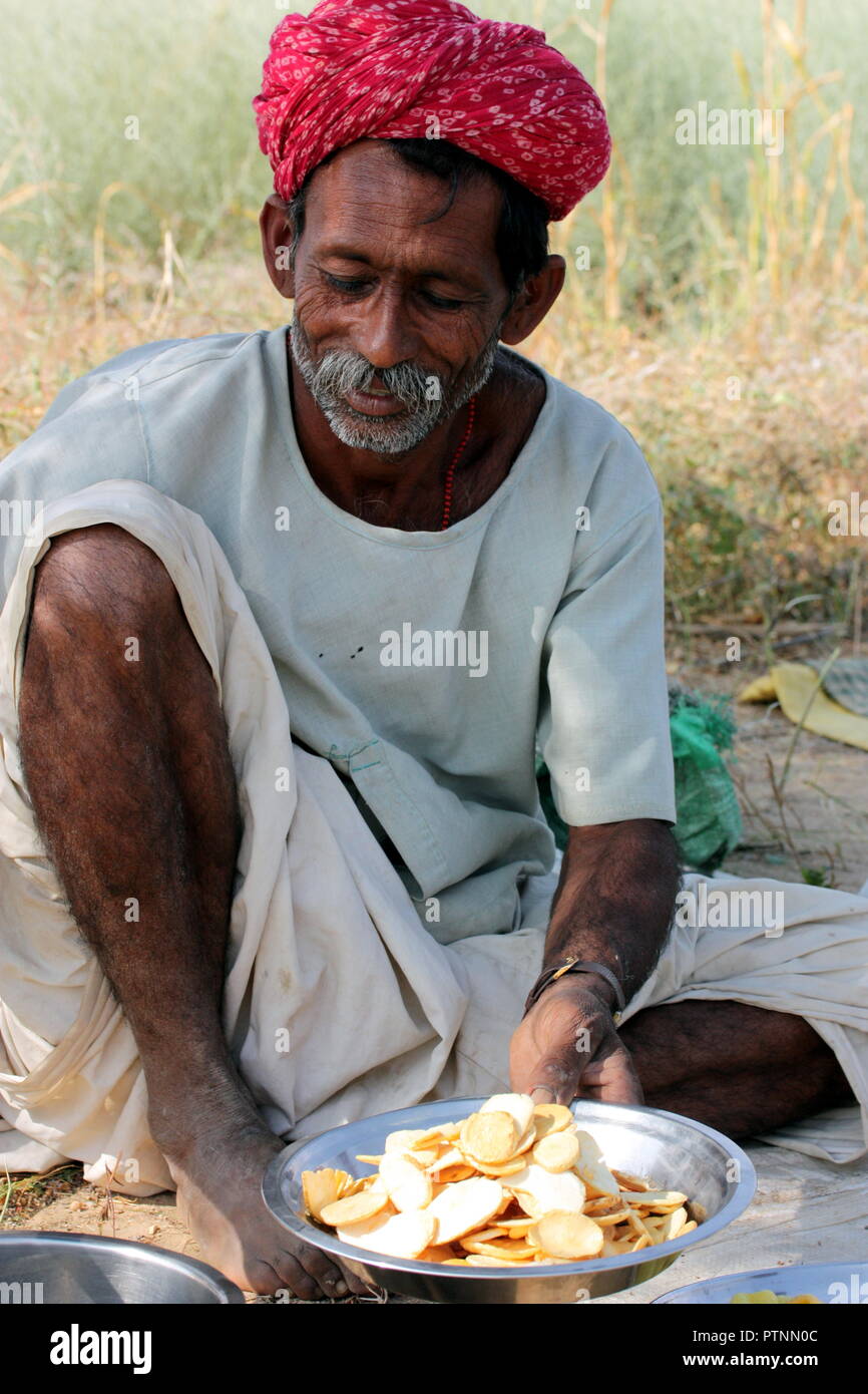 India personas hi-res stock photography and images - Alamy