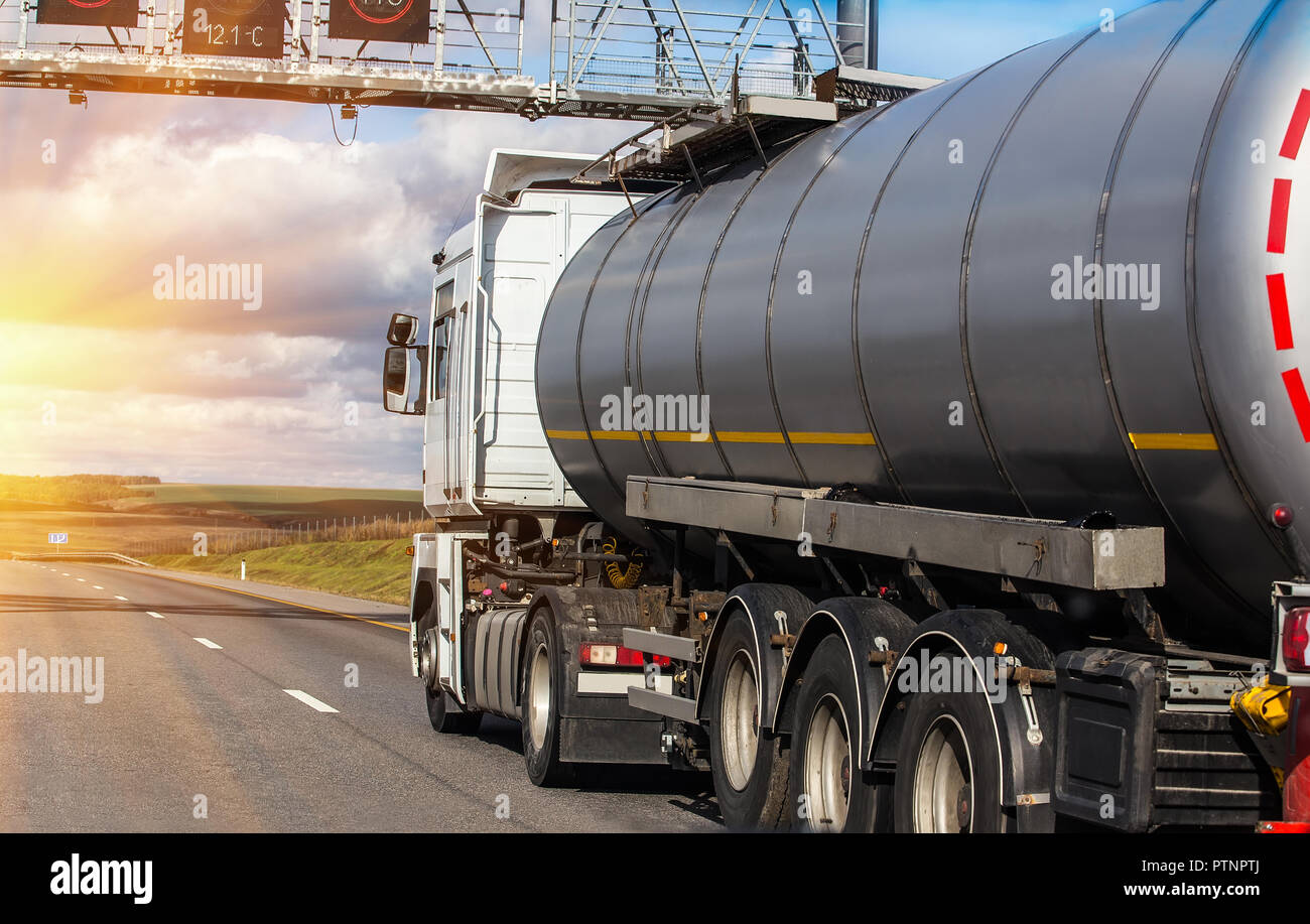 Gasoline tank truck hi-res stock photography and images - Alamy