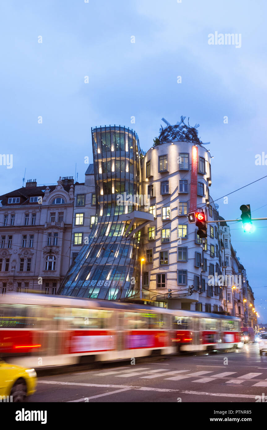 Cable building designed architectural hi-res stock photography and ...