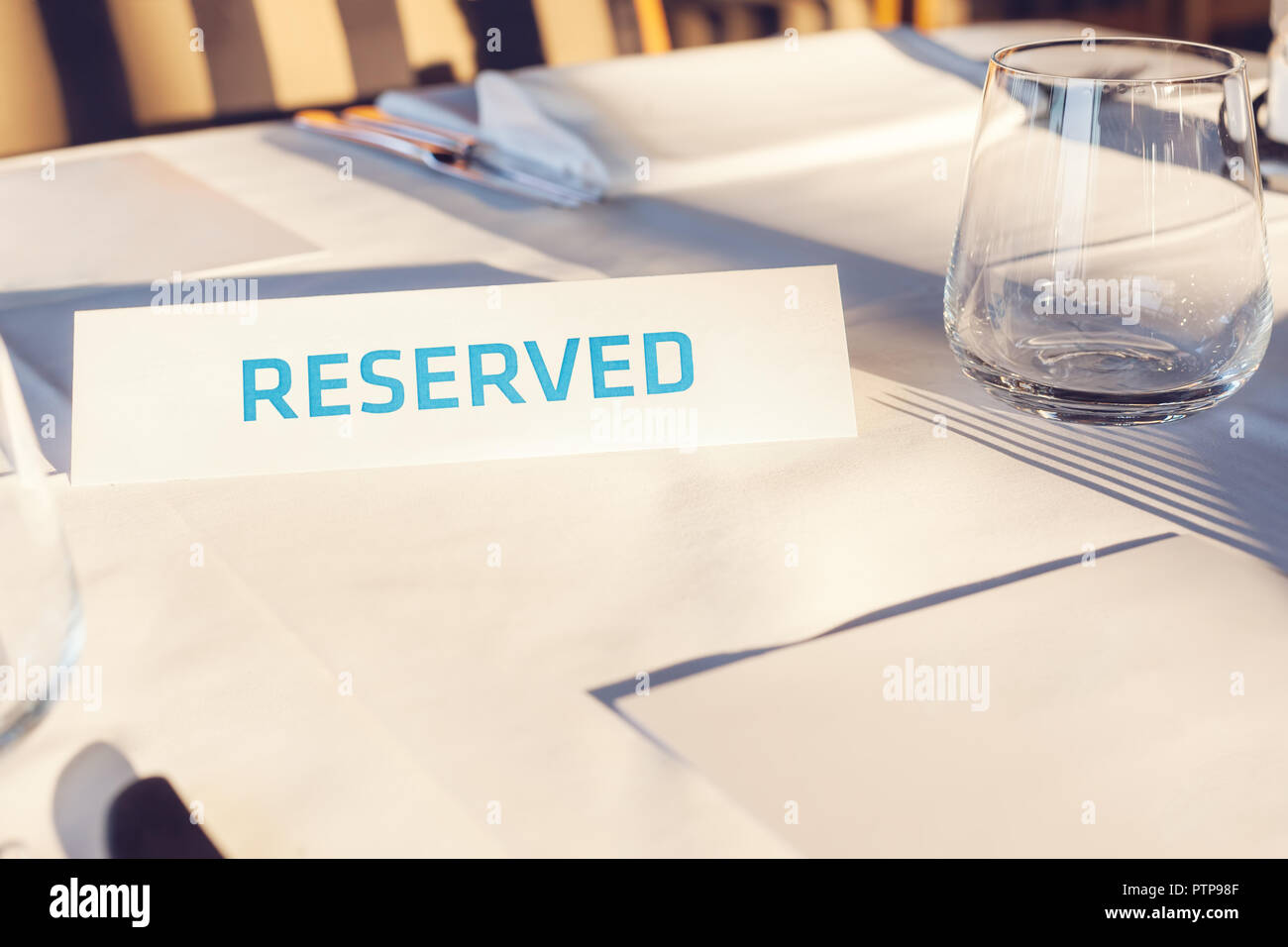 Sign nightclub nobody hi-res stock photography and images - Alamy