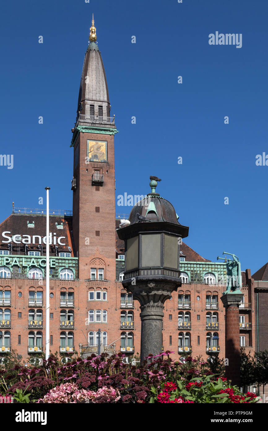 The landmark Palace Hotel Building in Radhuspladsen (Town Hall Square ...