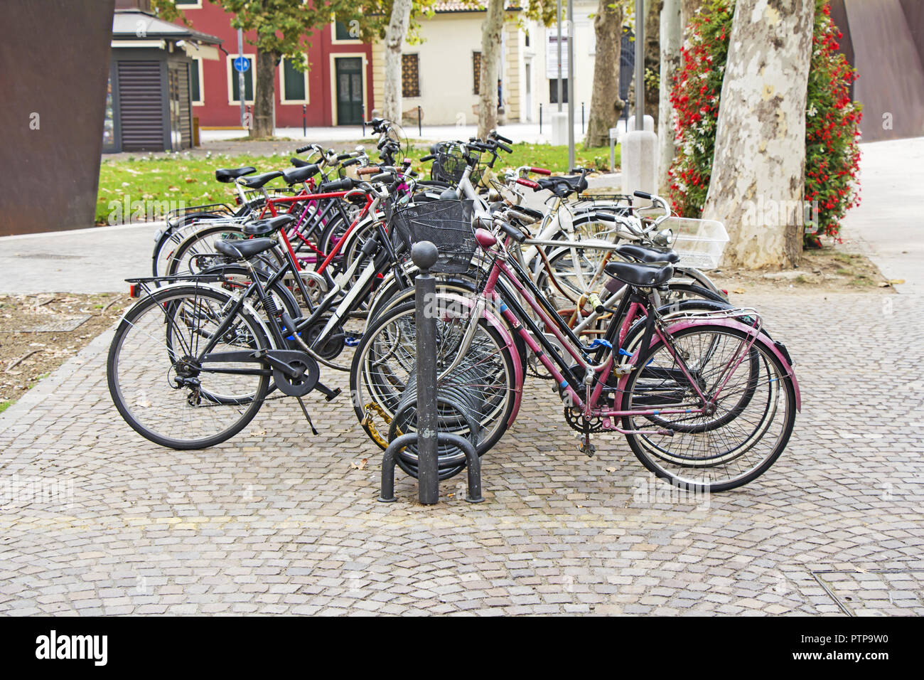 Parked cycle hi-res stock photography and images - Alamy