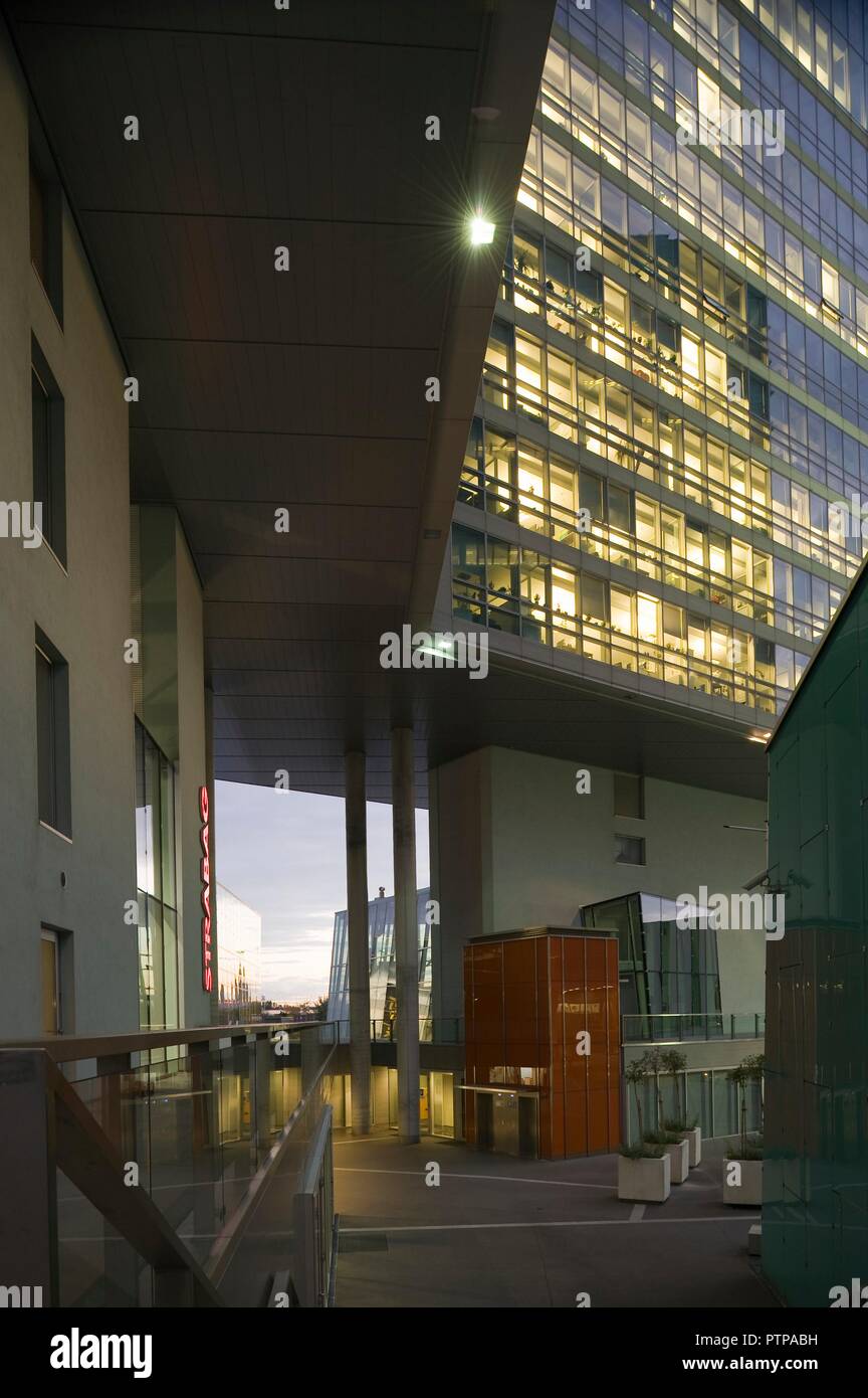 Strabag turm hi-res stock photography and images - Alamy