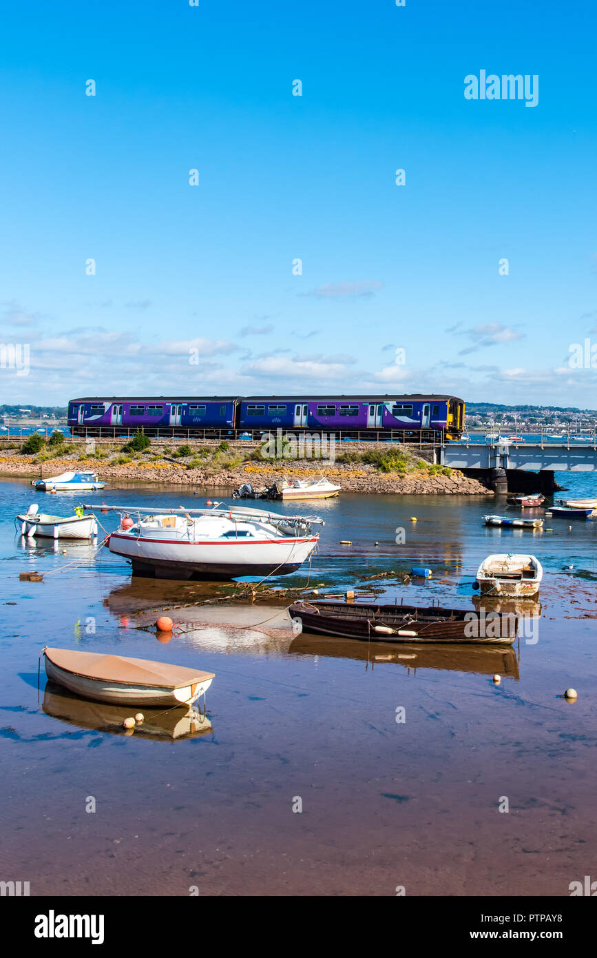 COCKWOOD, STARCROSS, DEVON, UK - 03OCT2018 First Great Western class ...