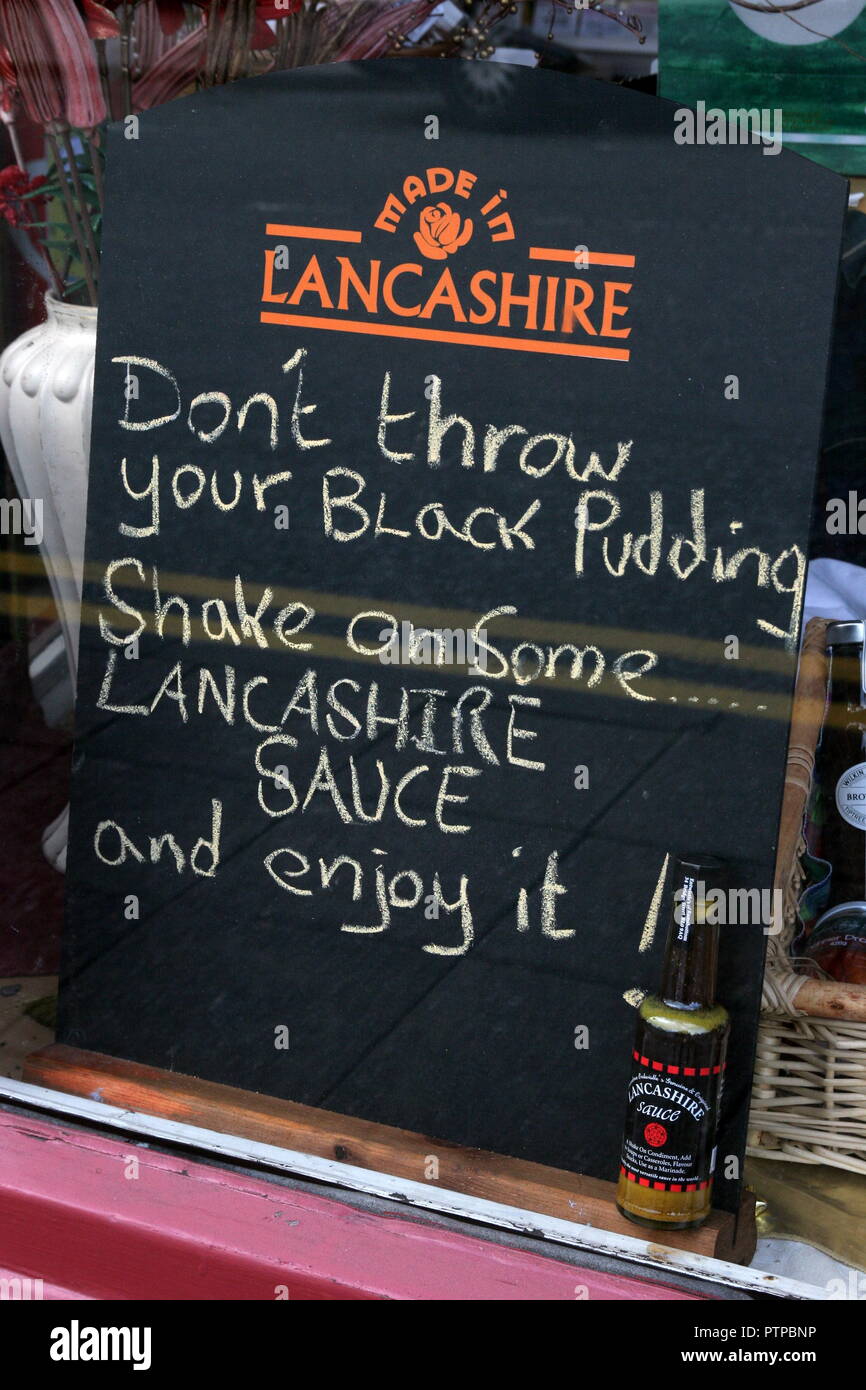 Black pudding throwing championships hi-res stock photography and ...