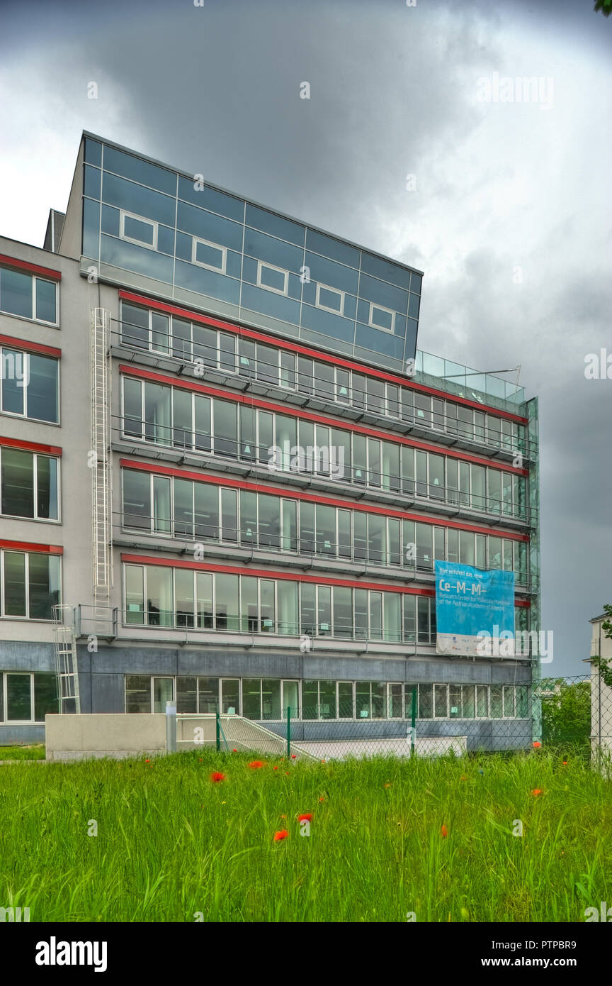 Wien, CeMM, Centrum für molekulare Medizin im Wiener AKH Stock Photo ...