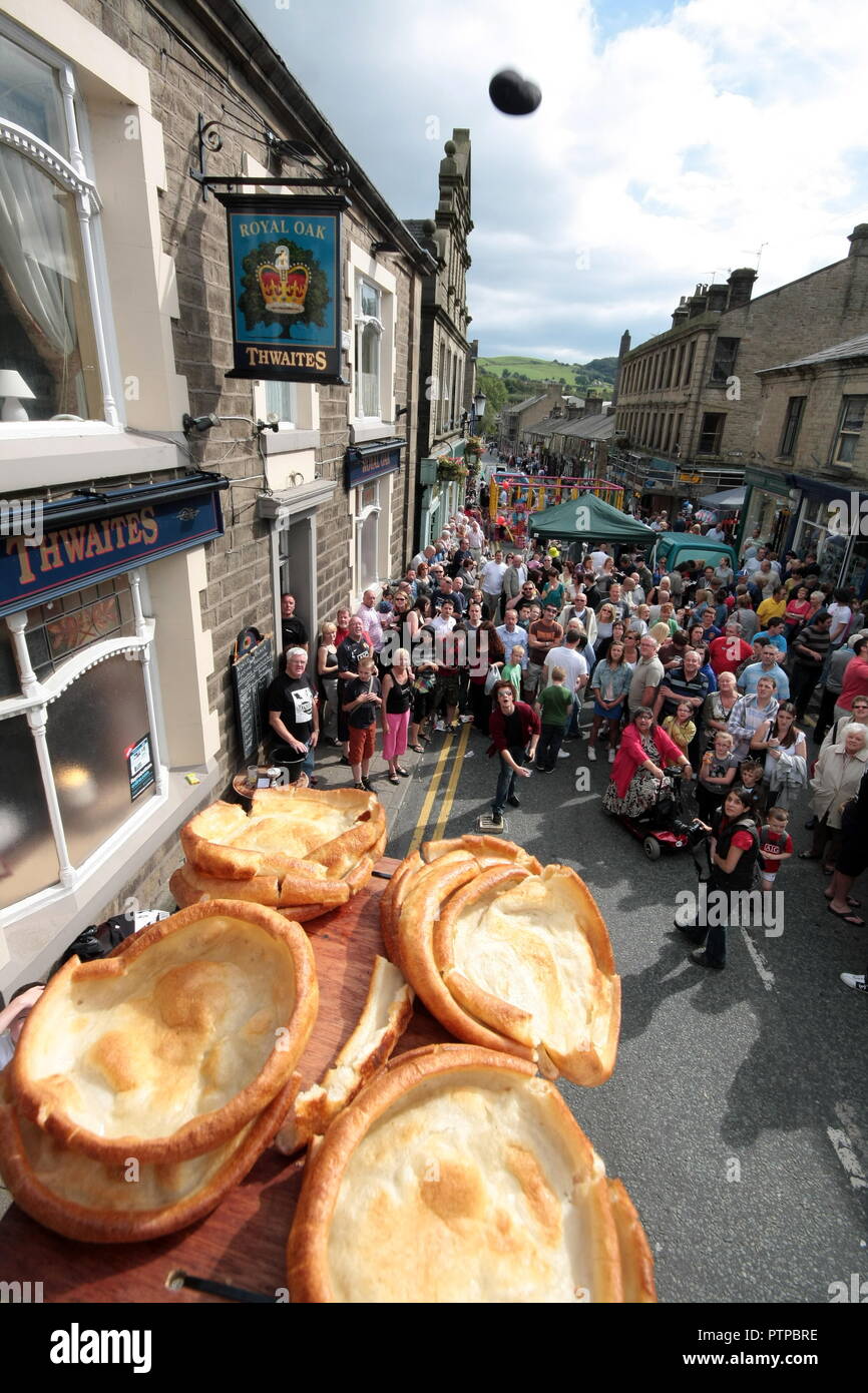 World Black Pudding Throwing Championships, 13th September 2009 ...