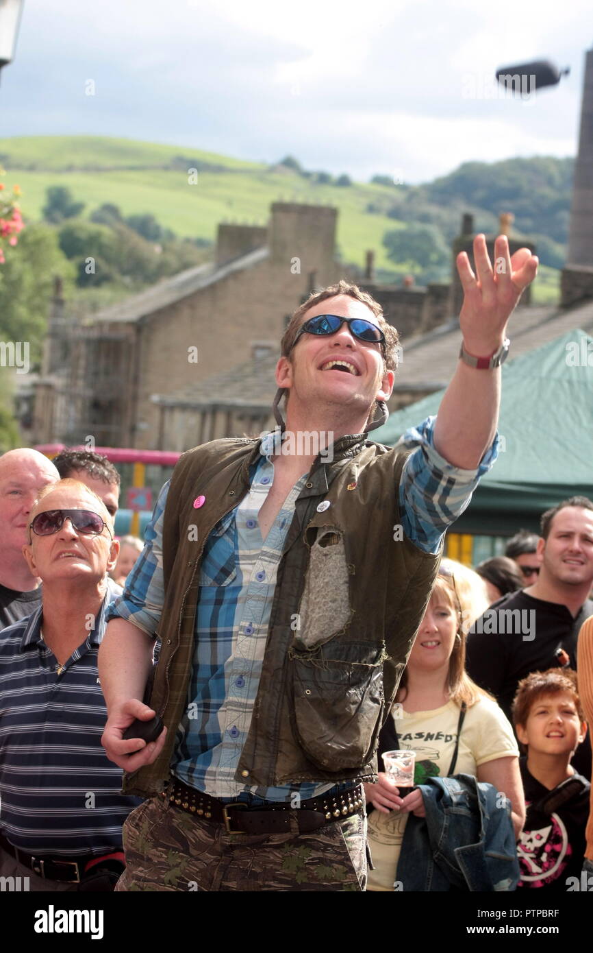 Black pudding throwing championship hi-res stock photography and images ...