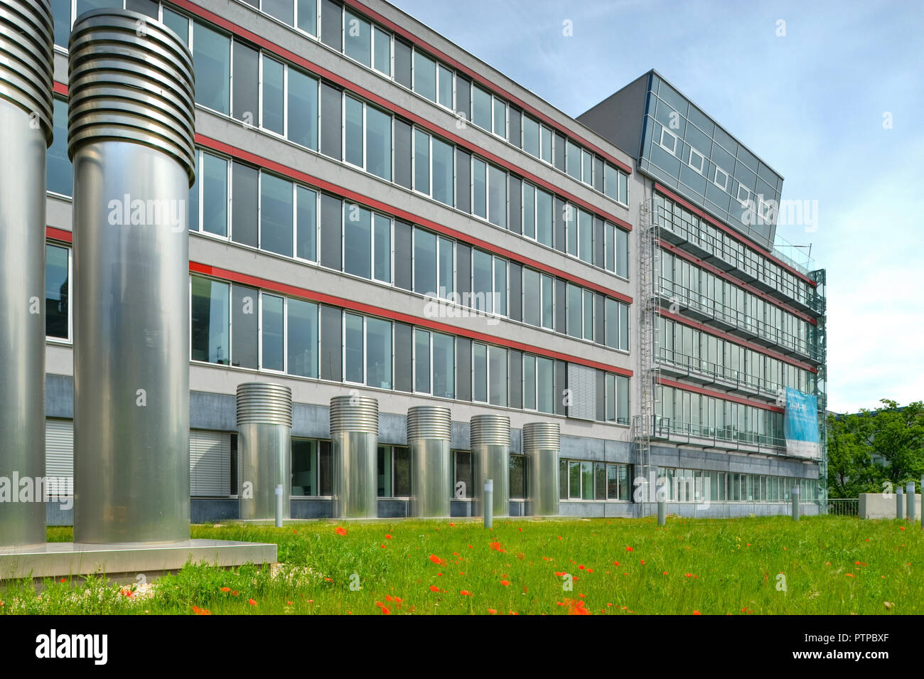 Wien, CeMM, Centrum für molekulare Medizin im Wiener AKH Stock Photo ...