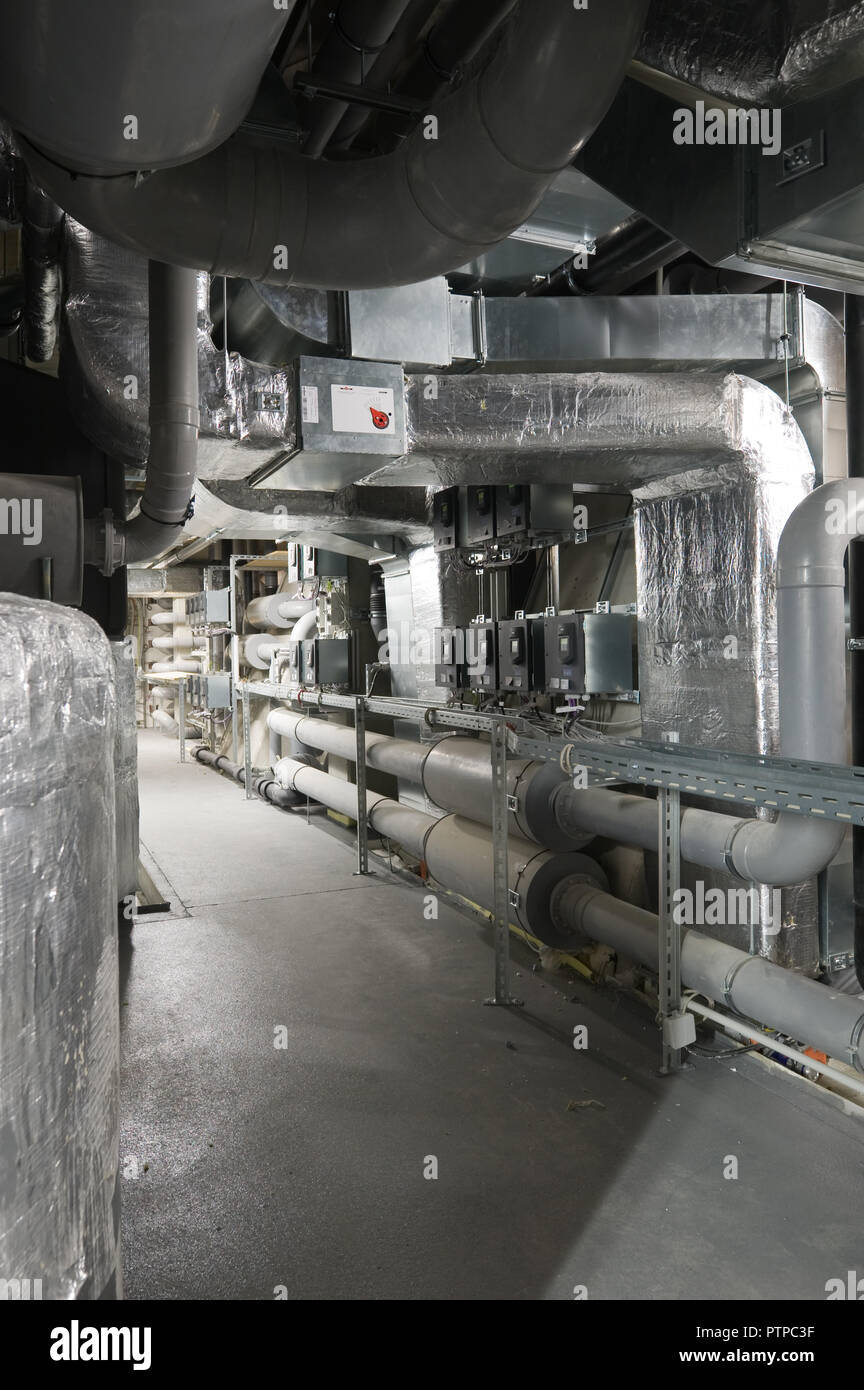 Lüftungszentrale hi-res stock photography and images - Alamy