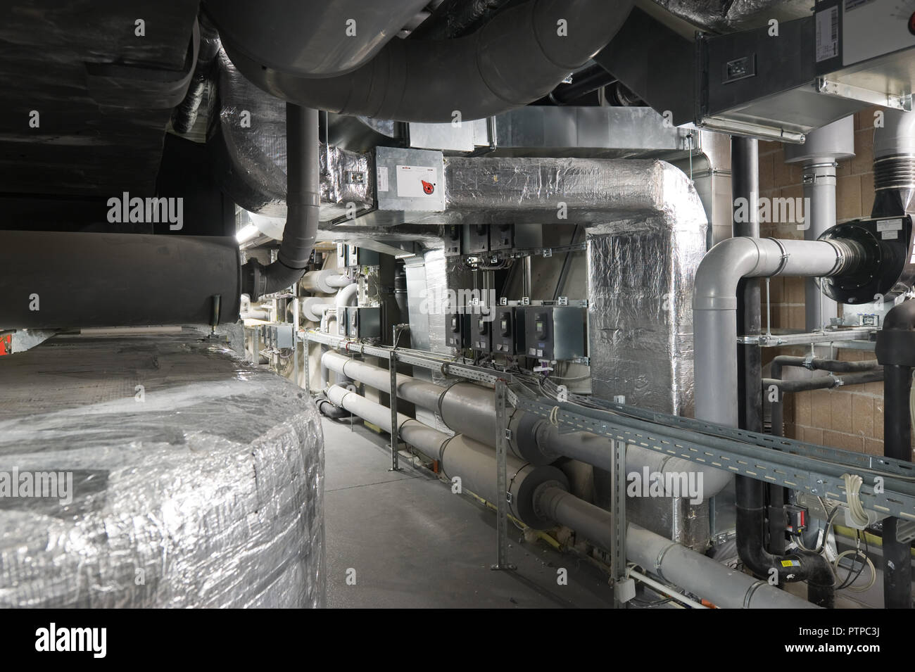 Lüftungszentrale hi-res stock photography and images - Alamy