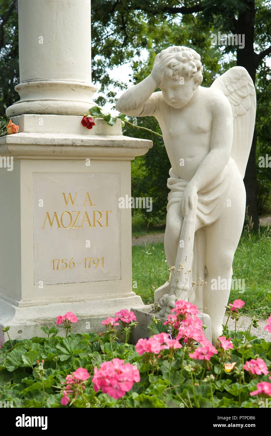 Mozart grave hi-res stock photography and images - Alamy
