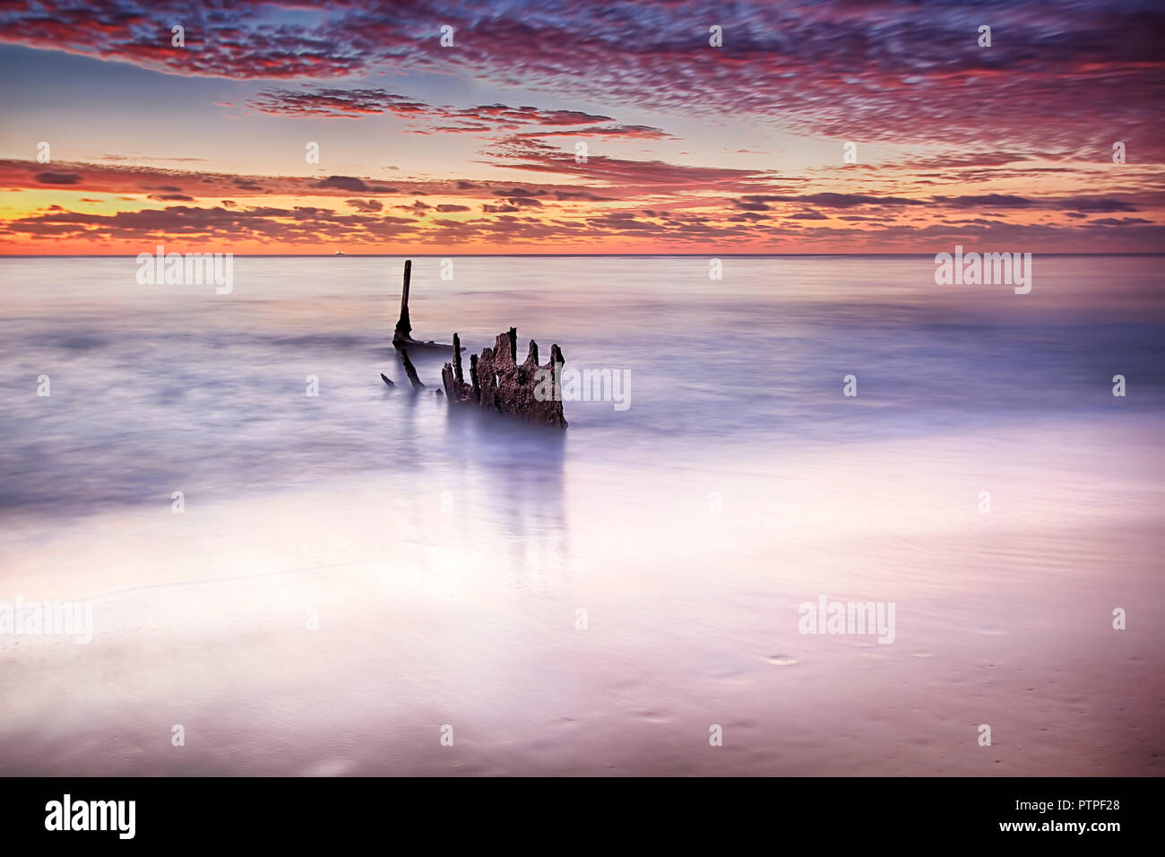 Dicky beach hi-res stock photography and images - Alamy