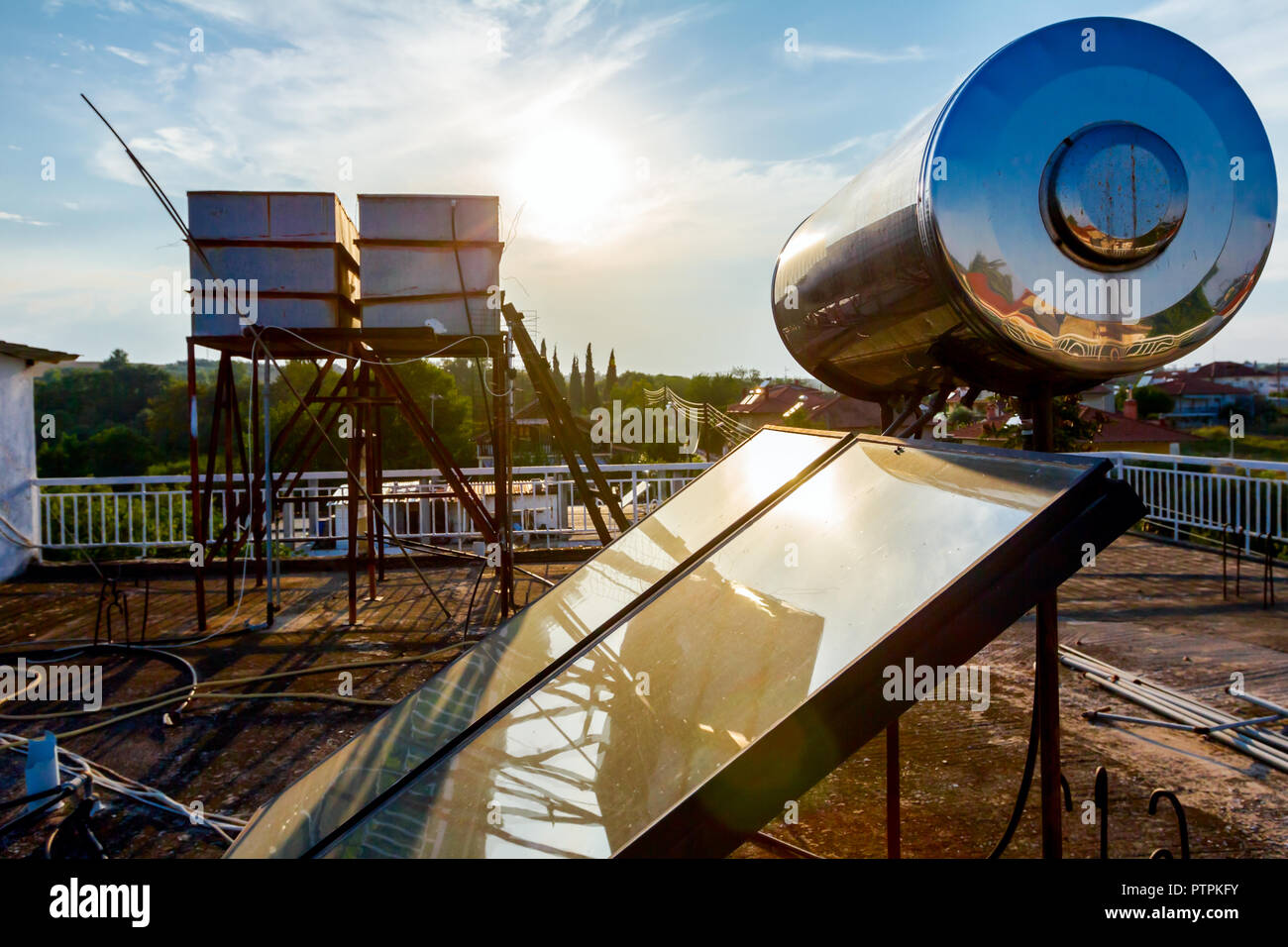 Water panel with a reservoir is using renewable sun energy to warm ...