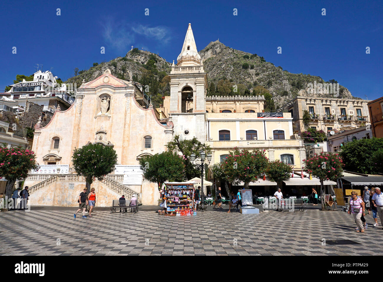 Old church taormina town square hi-res stock photography and images - Alamy