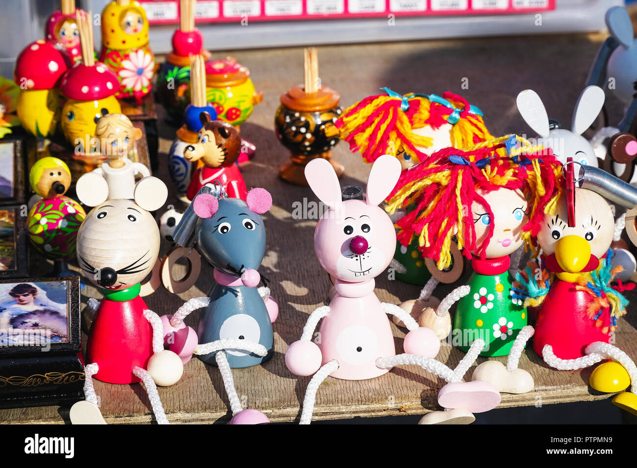 Animal free crate hi-res stock photography and images - Alamy