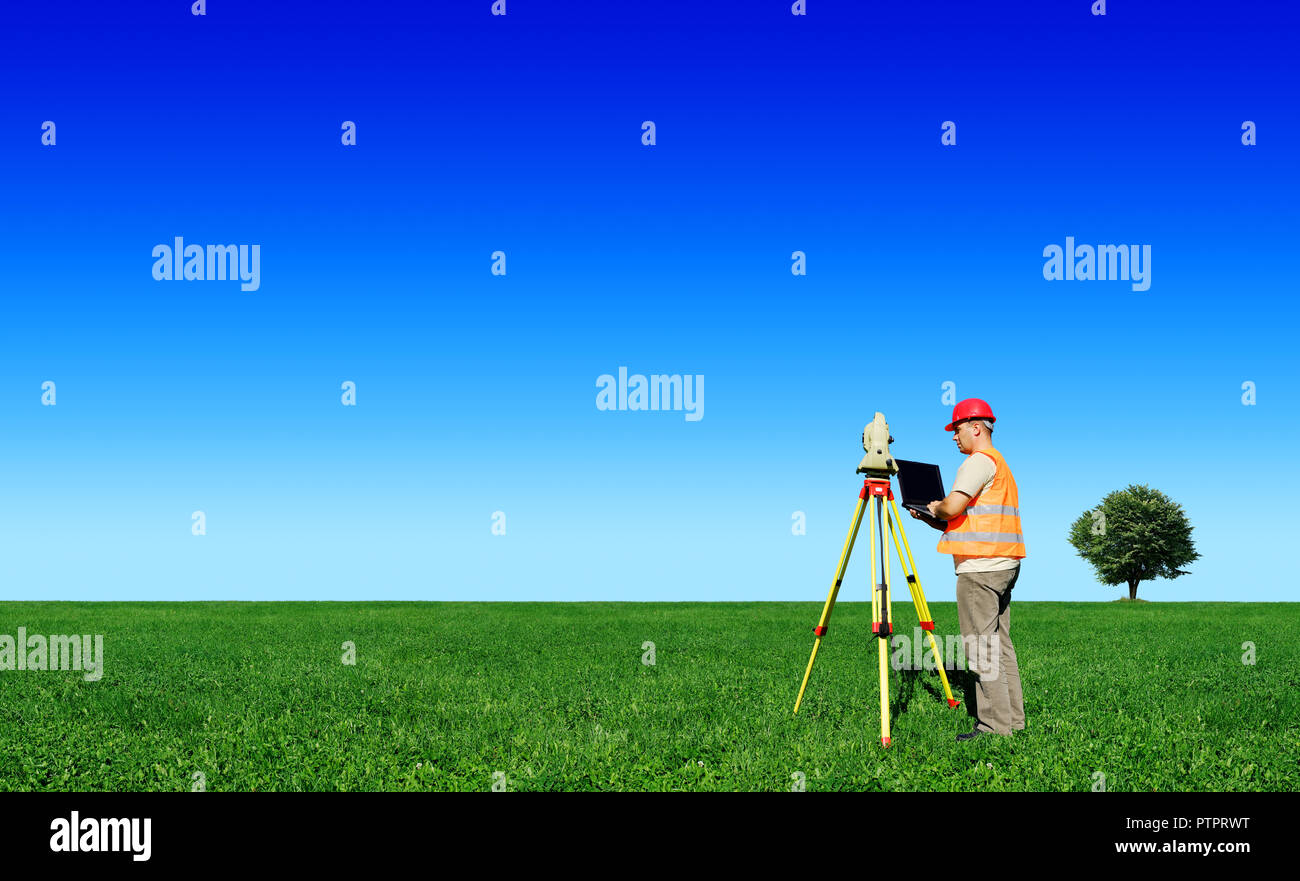 Cartographer in the field hi-res stock photography and images - Alamy