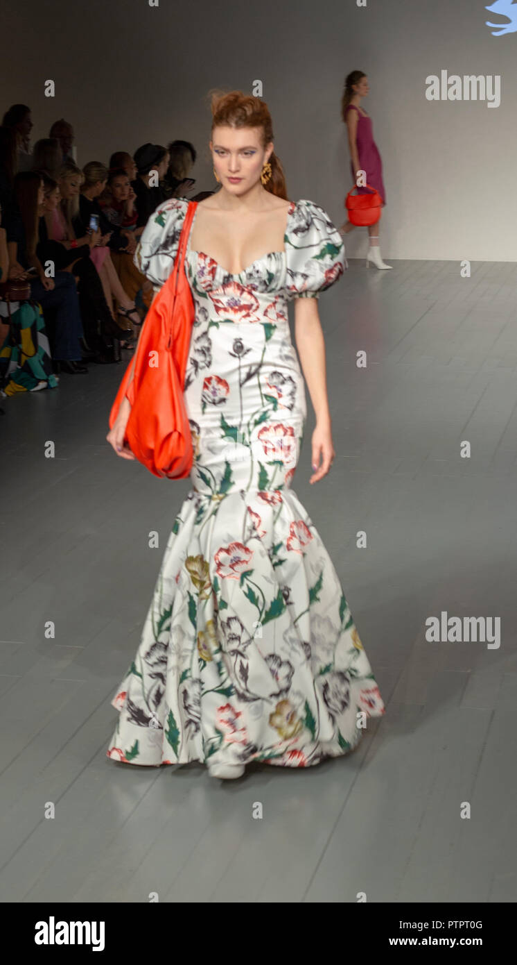 London Fashion Week 19 Apujan, Paul Costelloe, Underage,Viomi Fashion ...