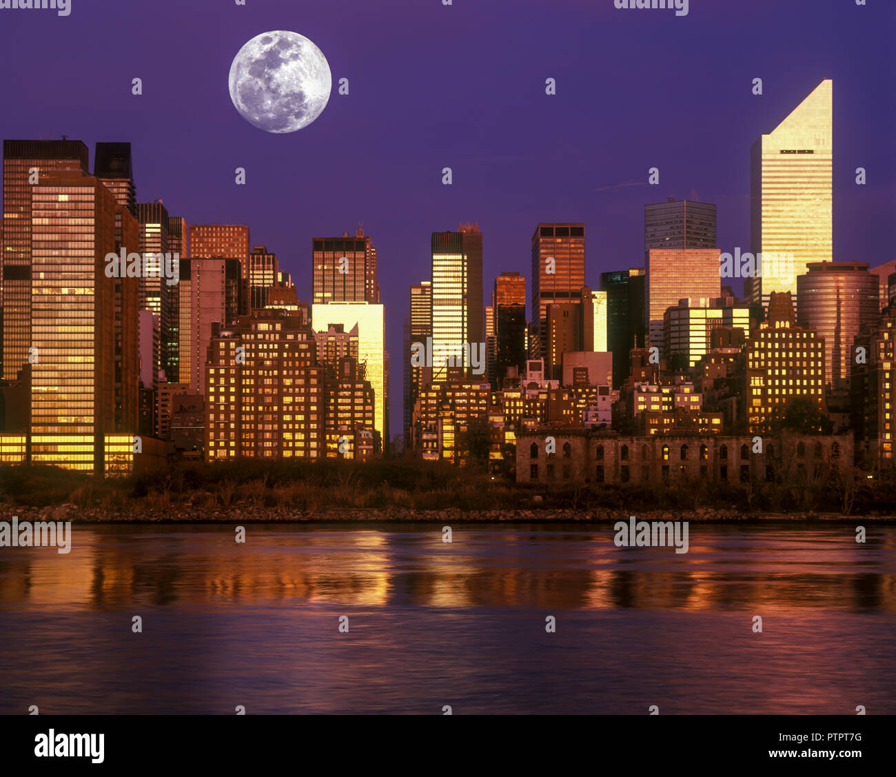 New york in 1990s hi-res stock photography and images - Alamy