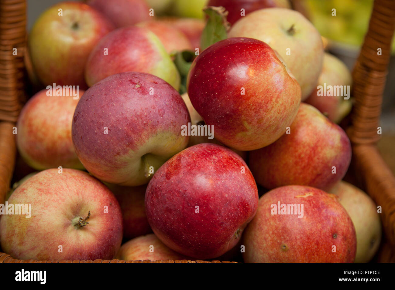 Ballerina apple hi-res stock photography and images - Alamy