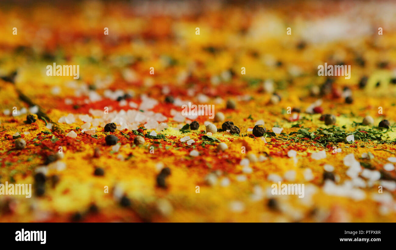 Spilled spices hi-res stock photography and images - Alamy