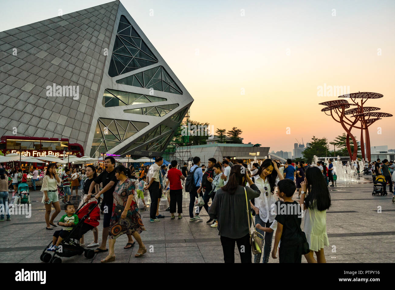 Dji building shenzhen hi-res stock photography and images - Alamy