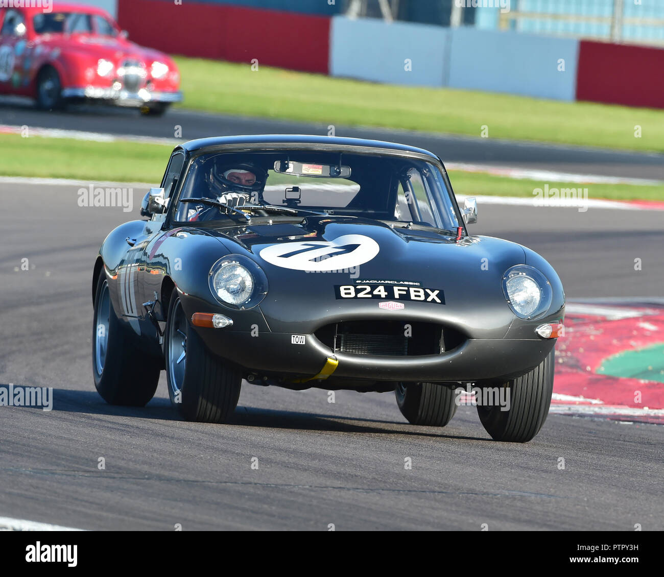 Jaguar classic challenge for pre 66 jaguar cars hi-res stock ...