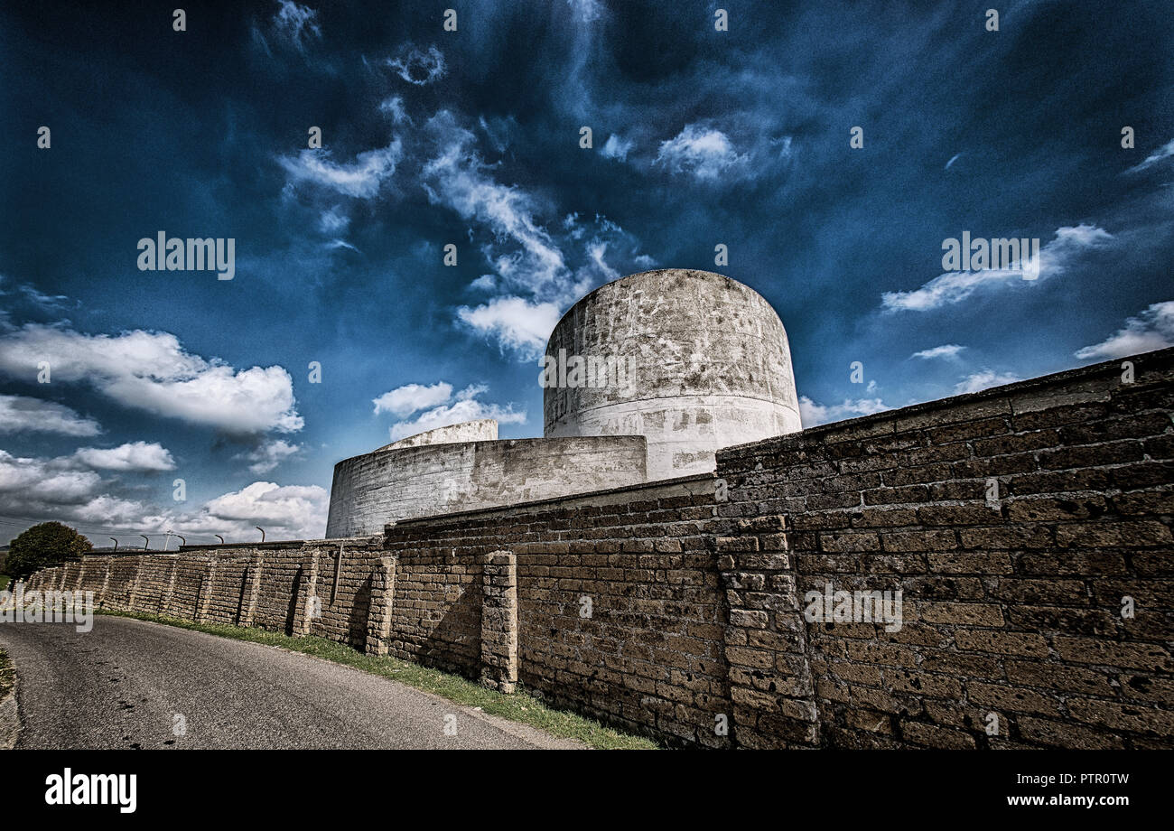 The wall of Vallelunga autodrome Stock Photo - Alamy