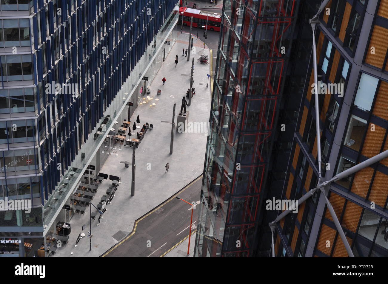 Blavatnik Building view of Sumner Street SE1, Bankside, London. aerial ...