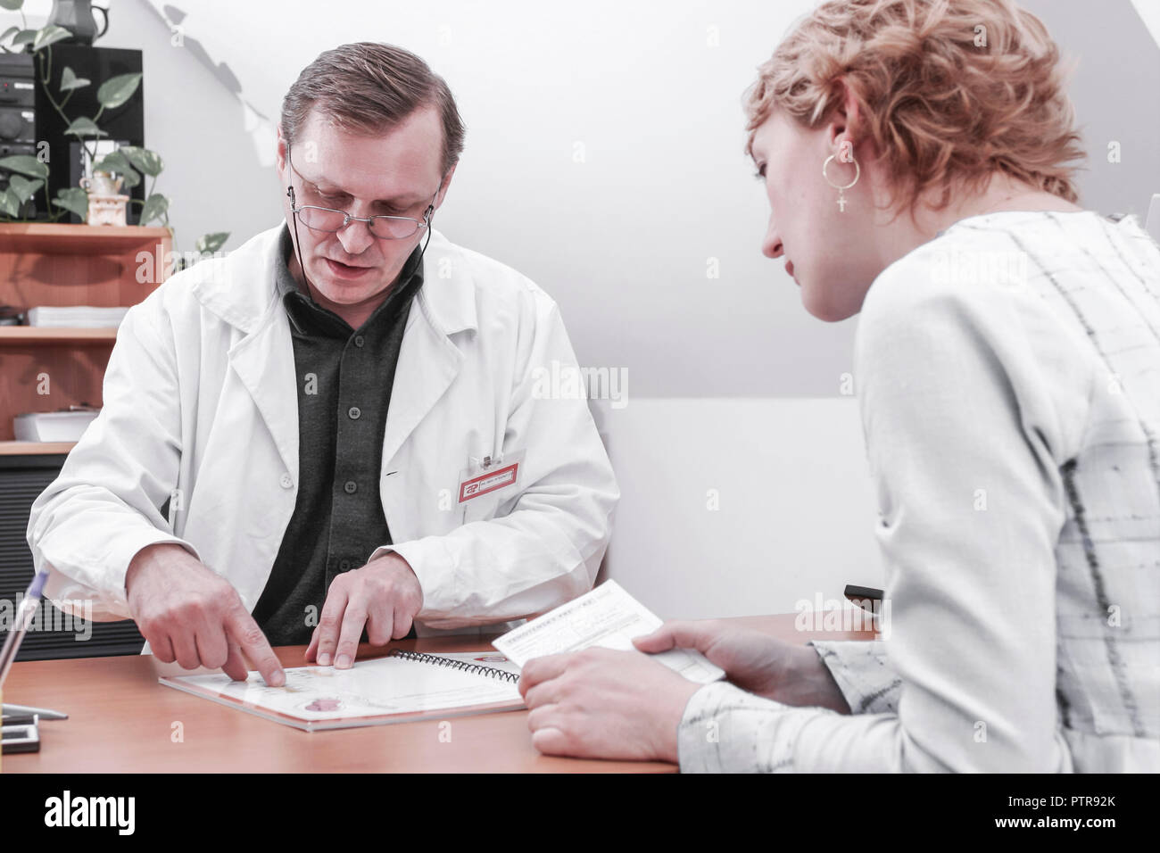 Mediziner High Resolution Stock Photography and Images - Alamy