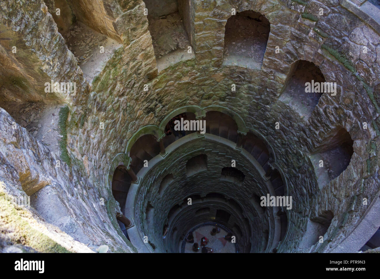 Masonic initiation well in Quinta da Regaleira Stock Photo - Alamy