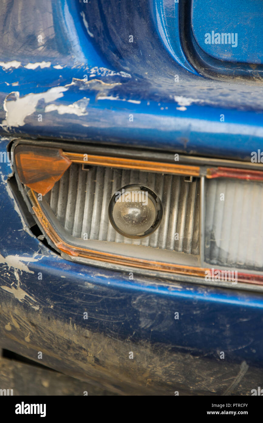 Front view of car's broken tail light Stock Photo - Alamy