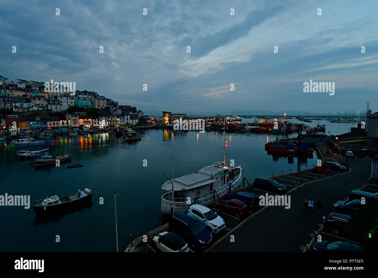 Brixham, Devon, UK. 10th October, 2018. UK Weather. On a warm night at ...