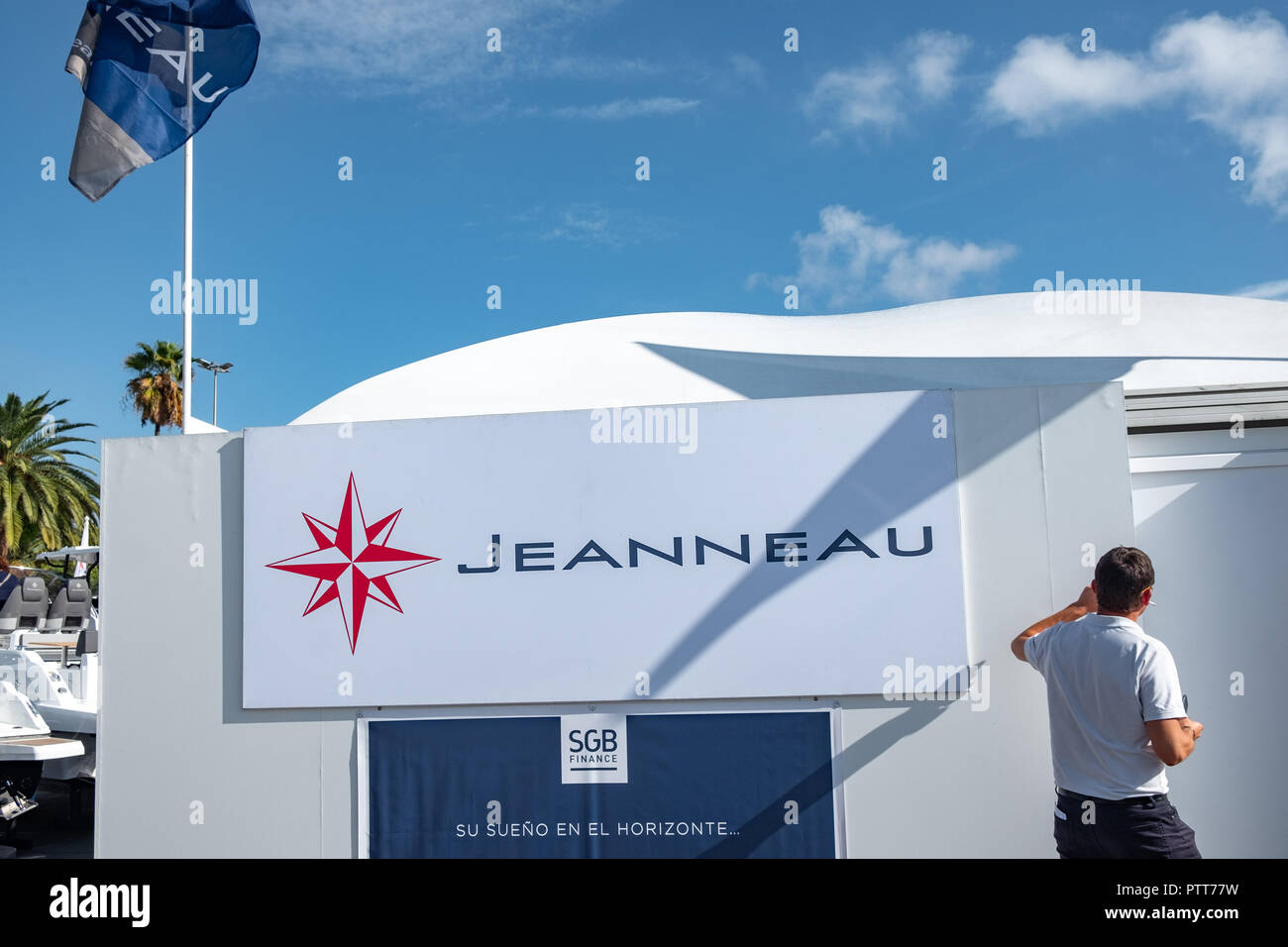 Barcelona, Catalonia, Spain. 10th Oct, 2018. The manufacturer Jeanneau ...