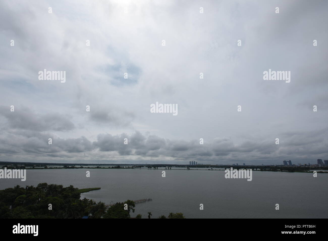Severe cyclonic storm hi-res stock photography and images - Alamy