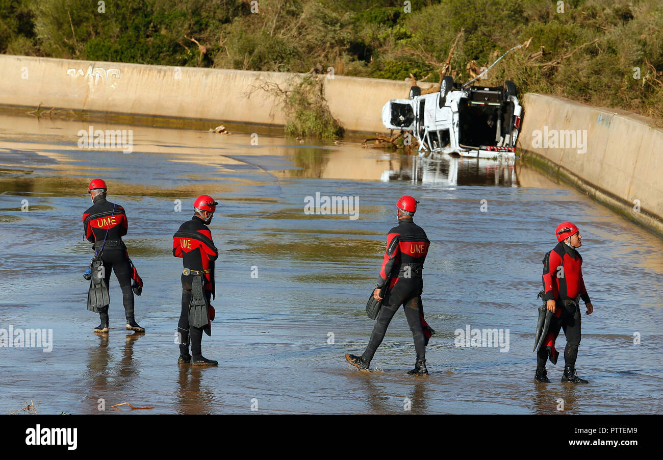 Emergency military unit hi-res stock photography and images - Alamy